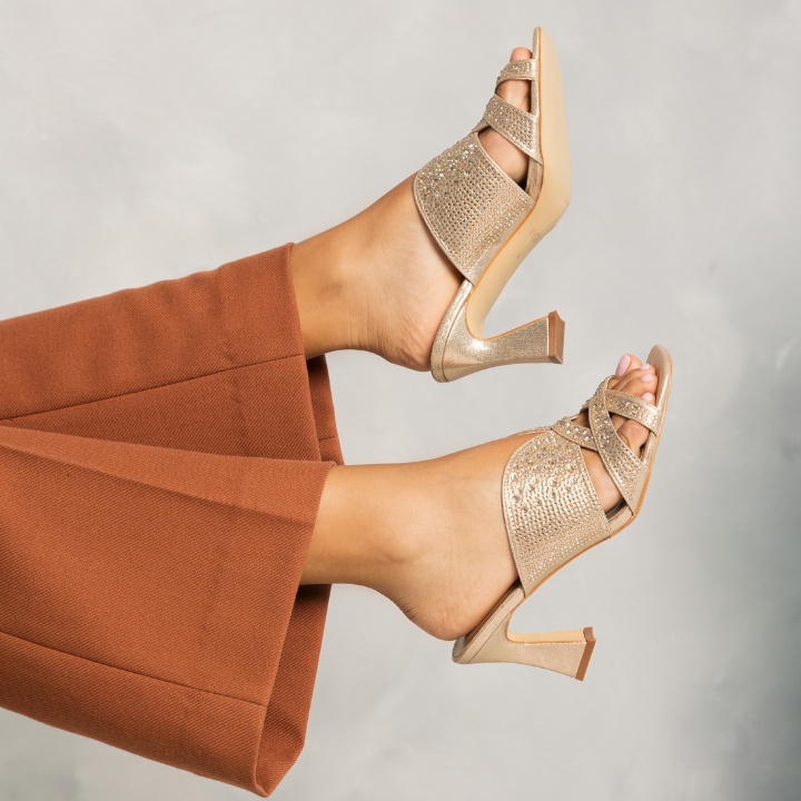 Buy Shoes Online UAE | Free Delivery & Easy Returns | Fyor – Fyor UAE