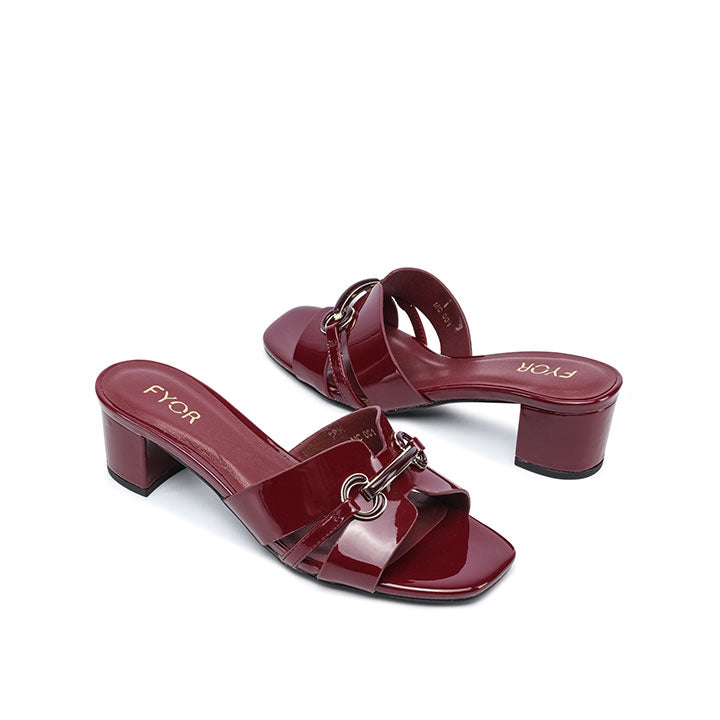 Buy Shoes Online UAE | Free Delivery & Easy Returns | Fyor